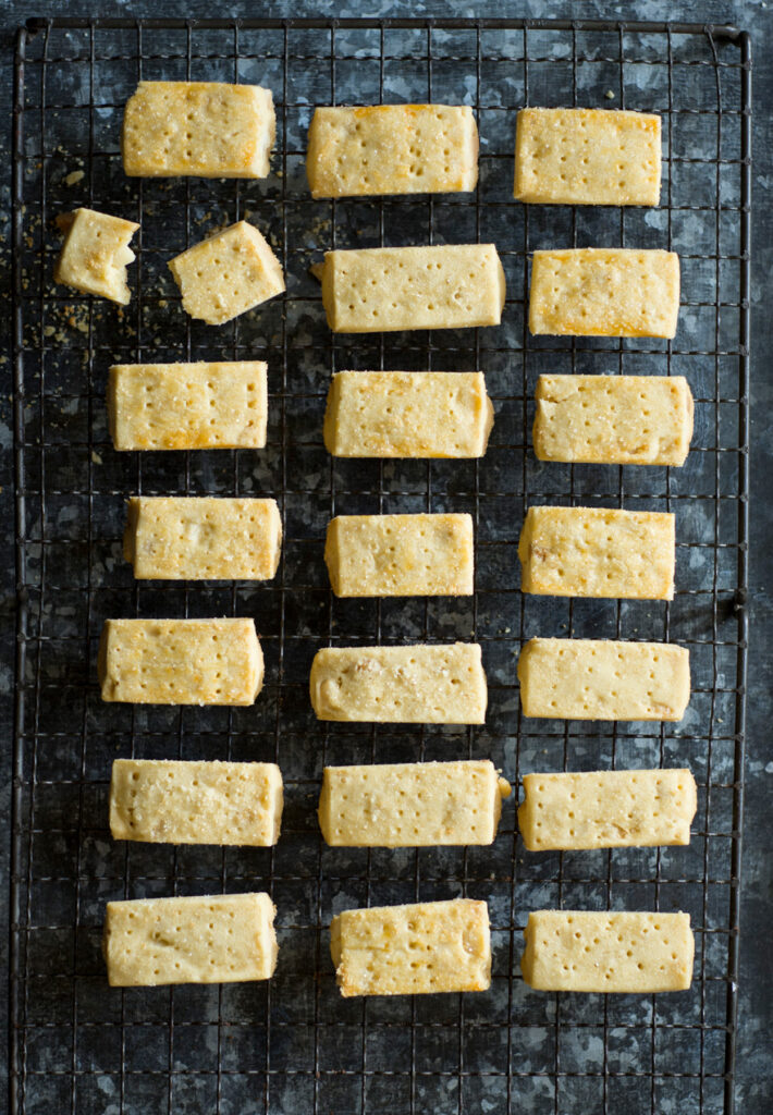 Macadamia Shortbread – Bourke Street Bakery